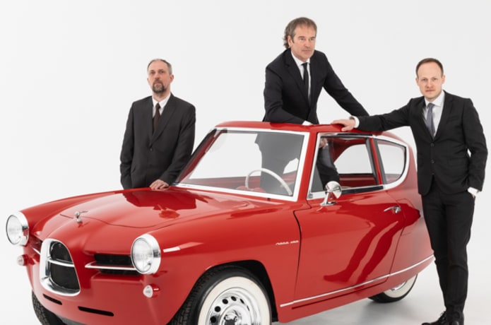 Cool retro styled three wheeled electric car Nobe Indiegogo