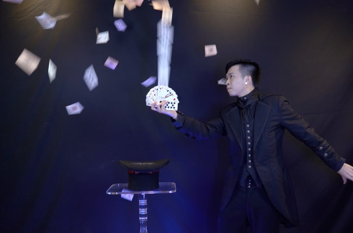 Rocket - The Ultimate Handheld Card Fountain | Indiegogo