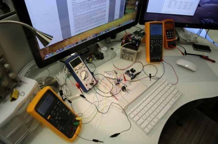 Smartphone Bluetooth Model Rocket Launcher - BlueNose Mobile Mission ...