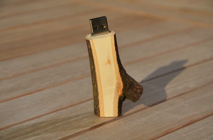 Timber - Wooden USB Flash Drive | Indiegogo