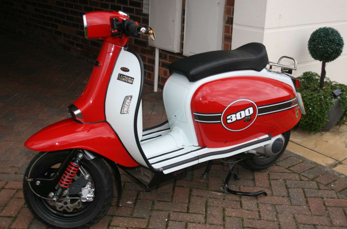 Scomadi 300cc Scooter - An Iconic Modern Classic | Indiegogo