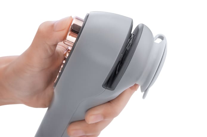 Desiwind l Mini 3-in-1 Vacuum Sealer & Bag Cutter | Indiegogo