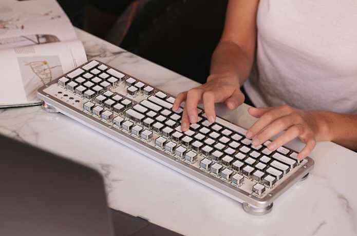 Azio RC Prestige Mechanical Keyboard | Indiegogo