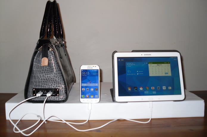 SMART HANDBAG - World's Most Advanced Handbag | Indiegogo