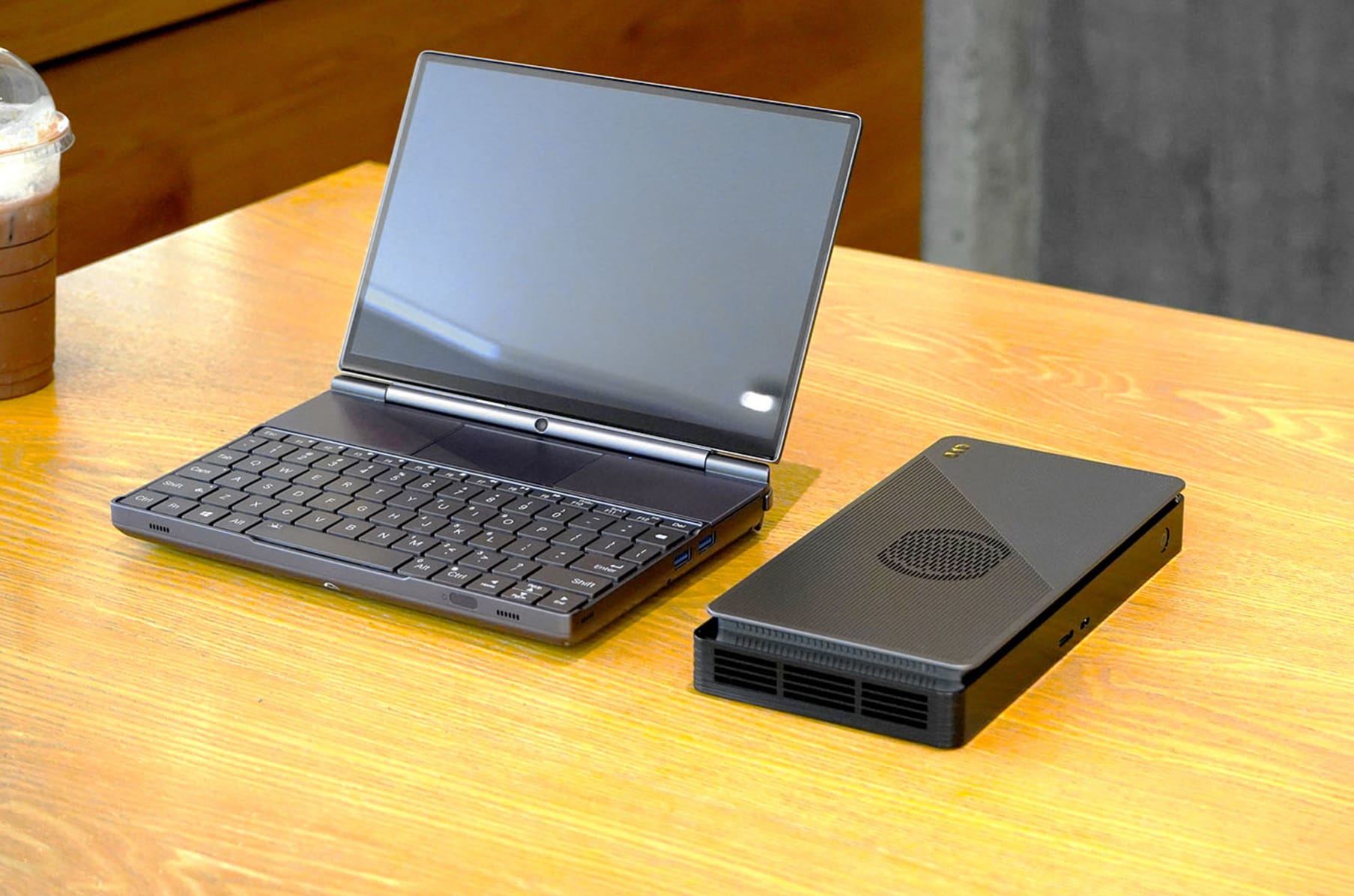 GPD G1 AMD Radeon RX 7600M XT 8GB eGPU 【代引可】 - グラフィックボード・グラボ・ビデオカード